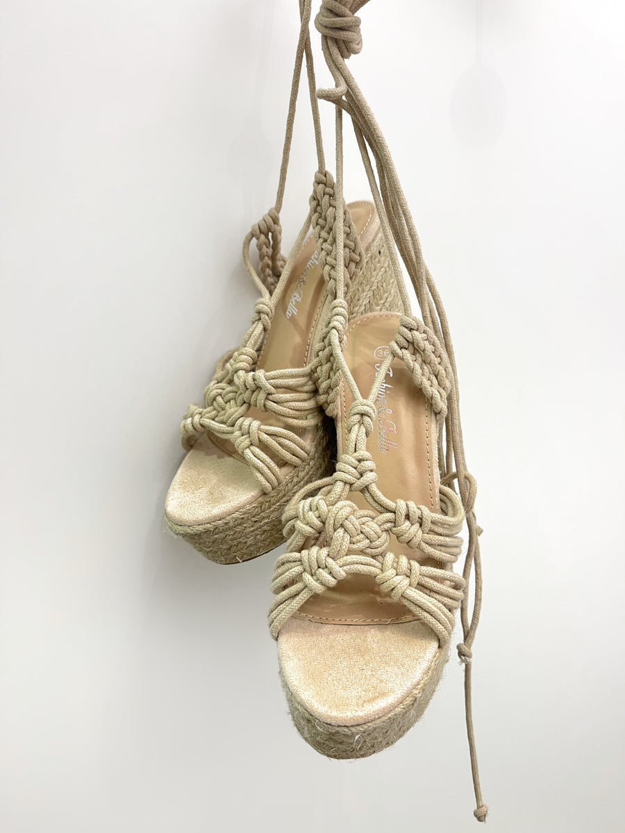 Cuña Tiras Beige – Bamboleiro Shop